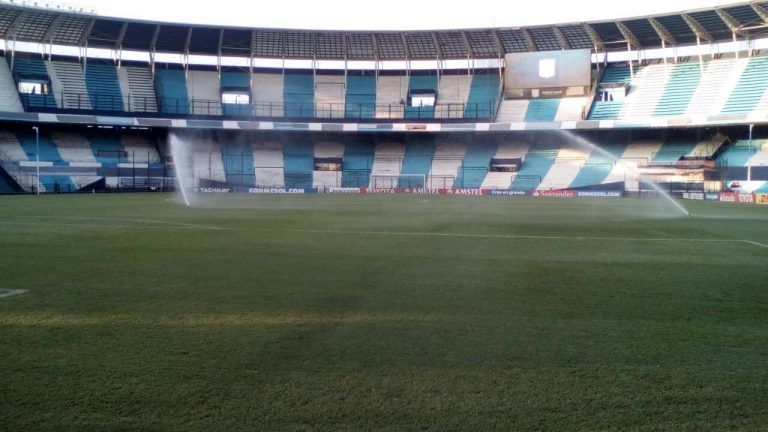 La cancha de Racing, a su tamaño original - Racing de Alma