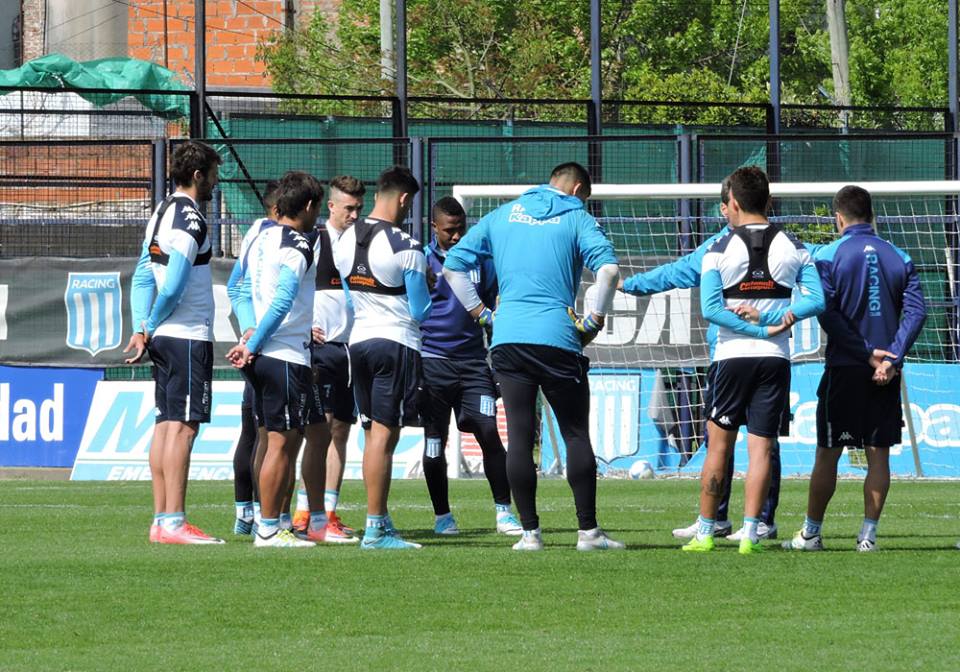 Racing y Chacho en un dilema central - Racing de Alma