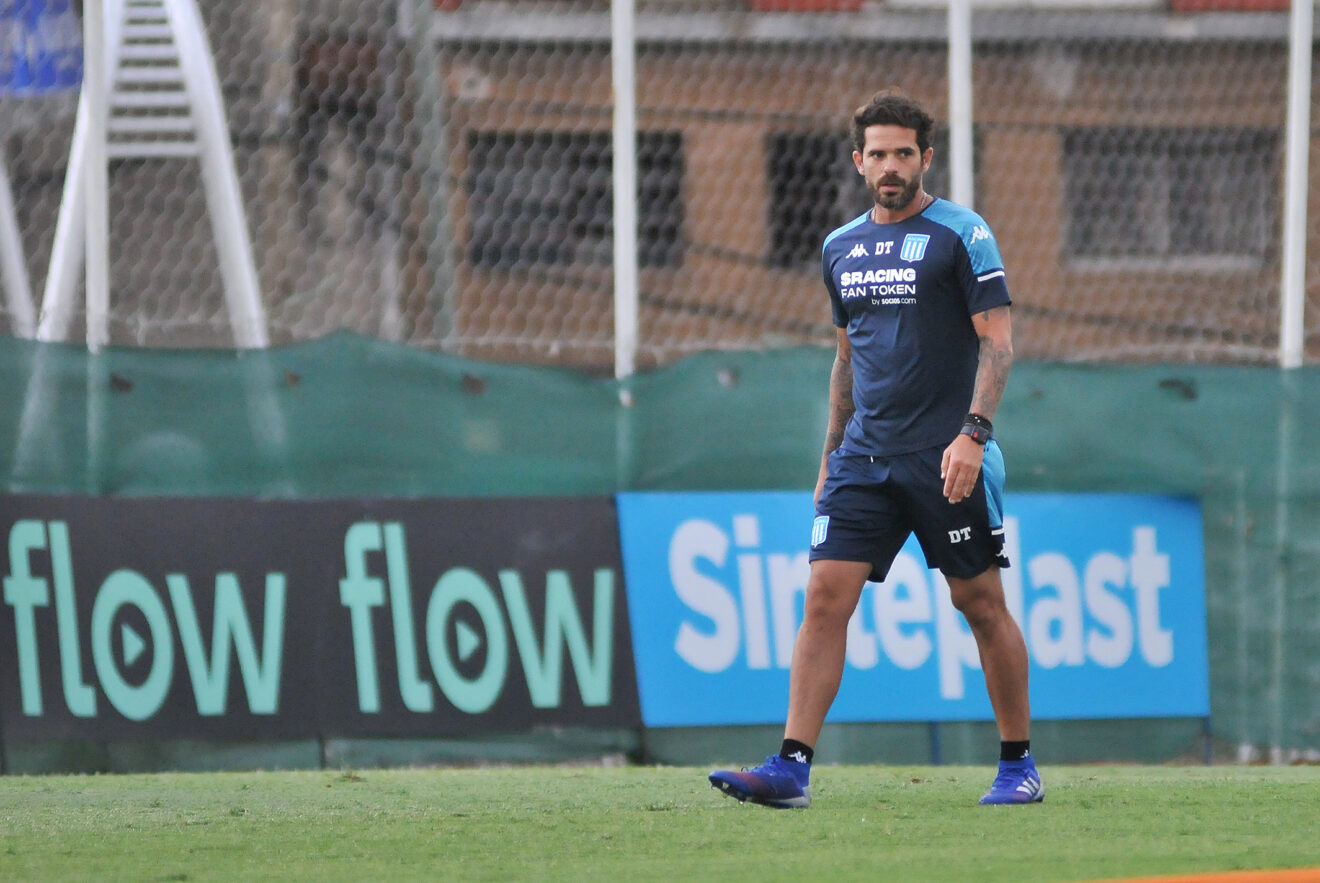 Las dudas de Gago para Racing ante Cuiabá - Racing de Alma