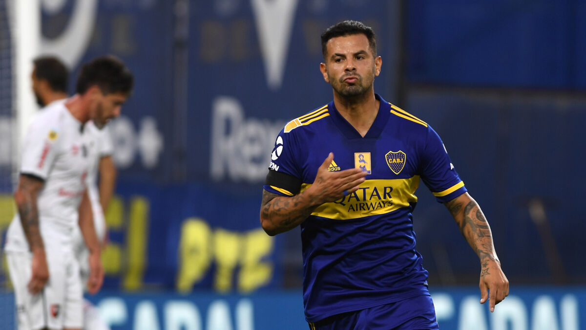 Goles de Cardona que ilusionan a Racing - Racing de Alma