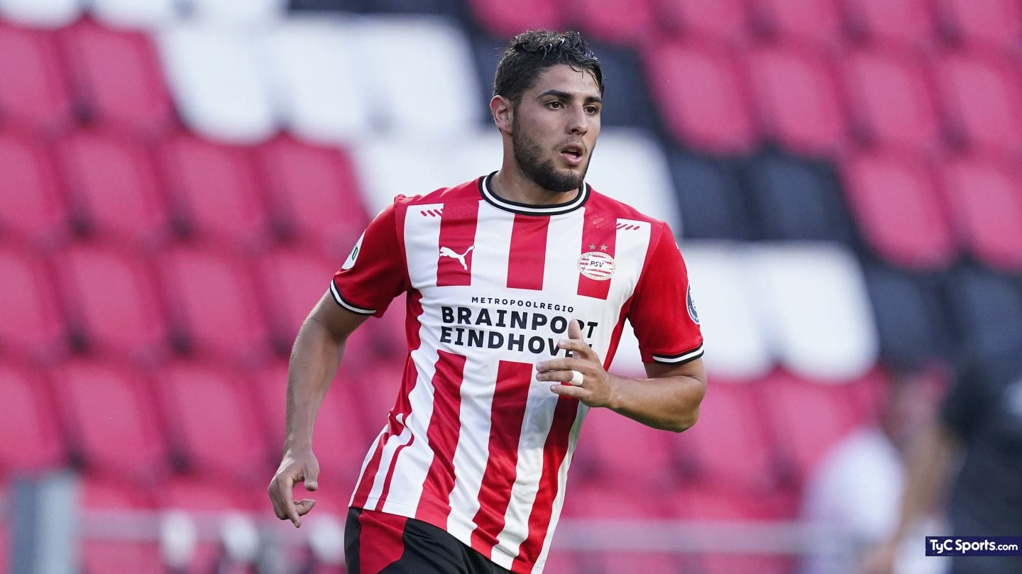 Mercado: Racing acelera por Maximiliano Romero - Racing de Alma