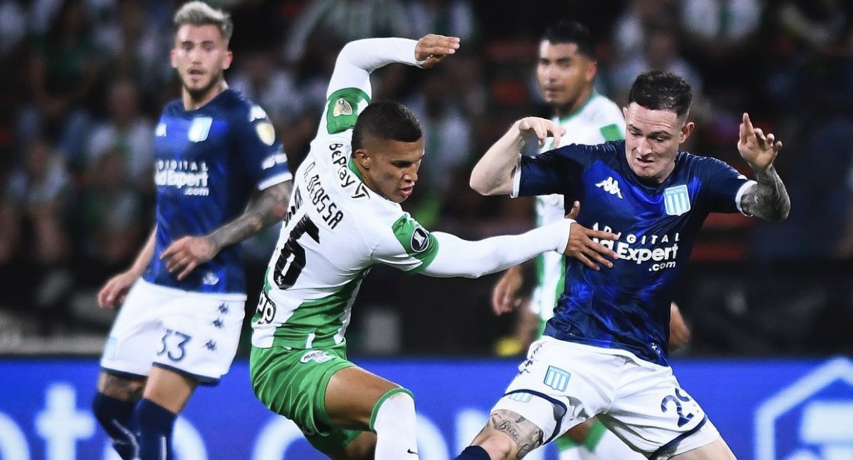 El mal partido de Moreno en Racing - Atlético Nacional - Racing de Alma