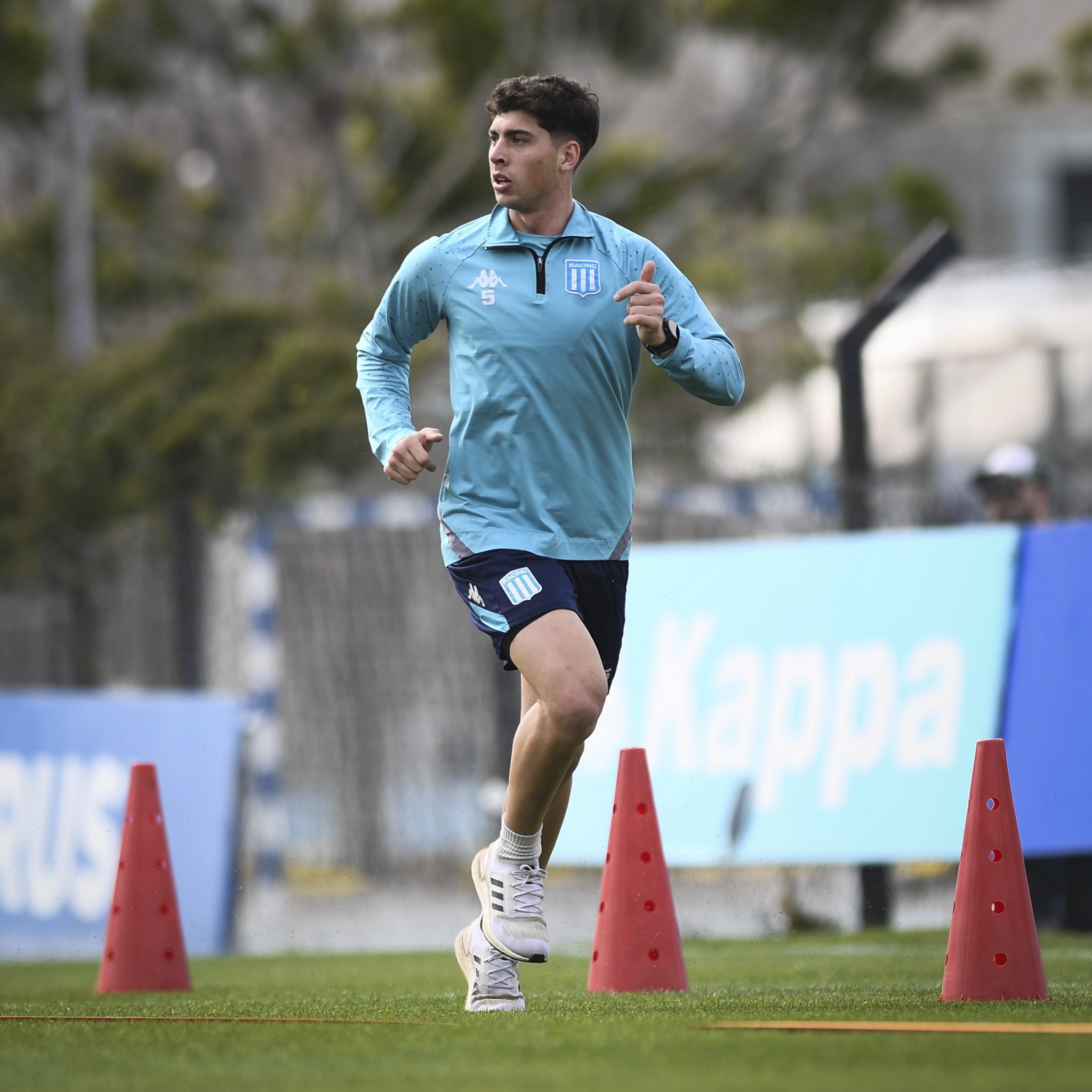 Nardoni trabajó a la par y vuelve en Racing contra Boca - Racing de Alma