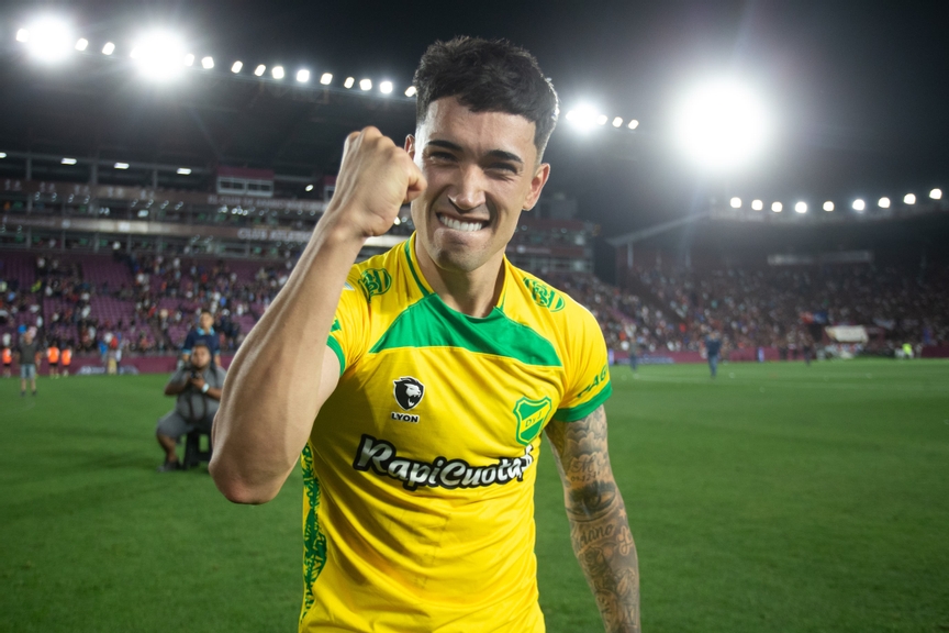 Detalles de la llegada de Solari, refuerzo de Racing desde defensa ...