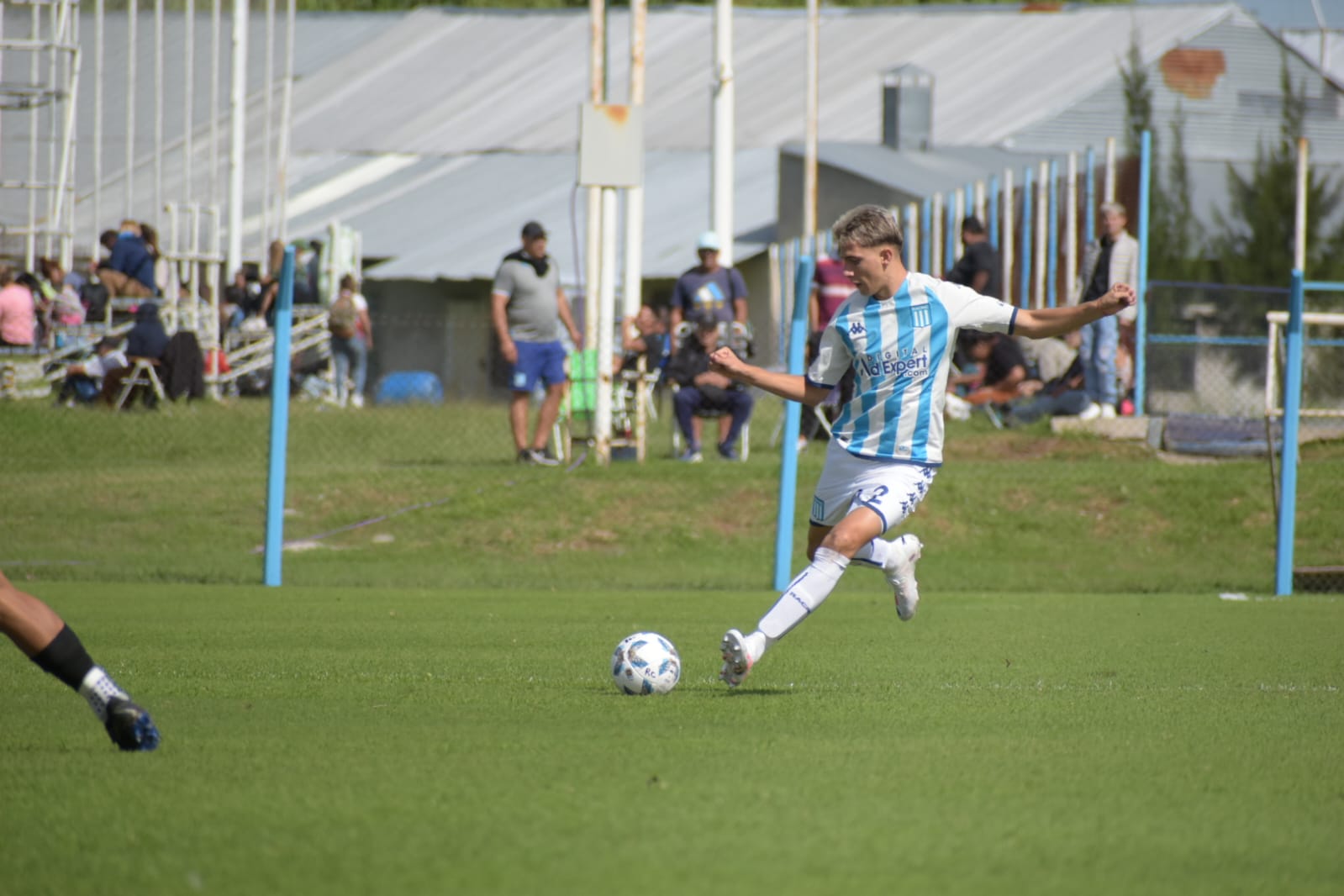 La Reserva de Racing jugará el clásico de Avellaneda en el Cilindro ...