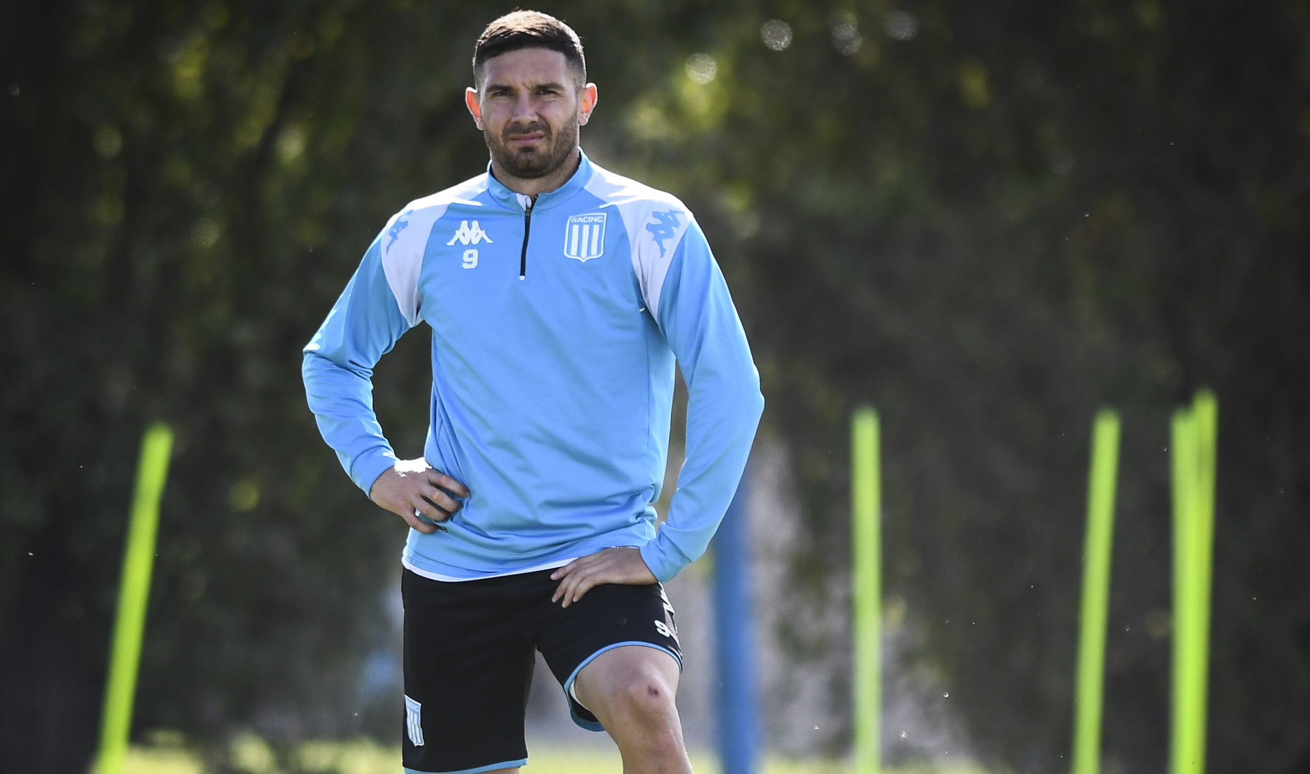 La Liga le hizo un reconocimiento a Maravilla Martínez en Racing ...