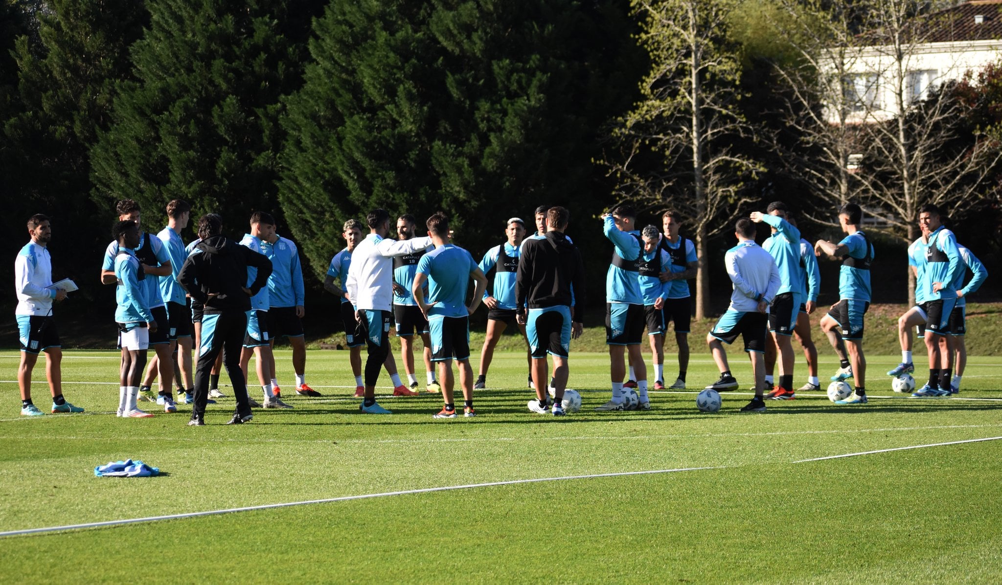 Reniero quedará libre de Racing en el mercado de fin de año - Racing de ...