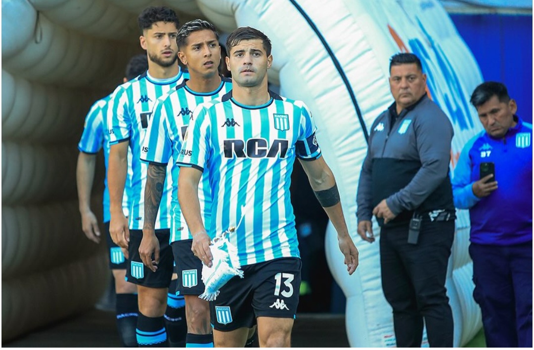 La decisión millonaria que tomó Racing con Sosa - Racing de Alma
