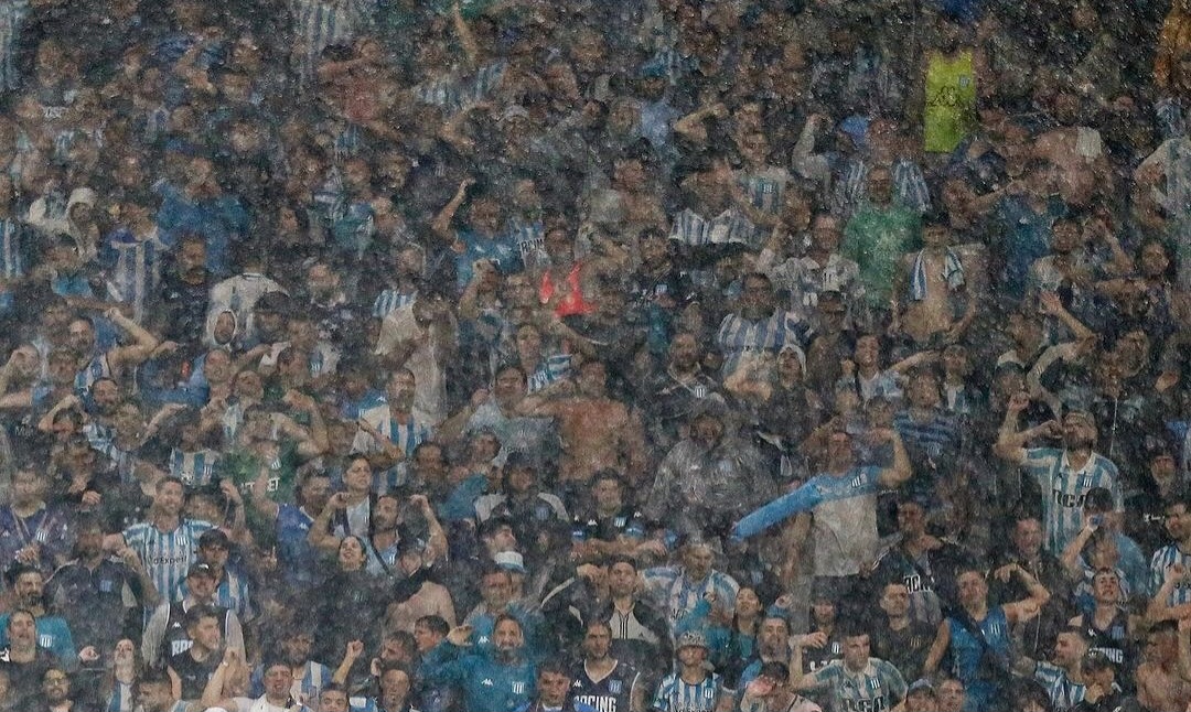 Locura de los hinchas Racing en la final de la Copa Sudamericana ...