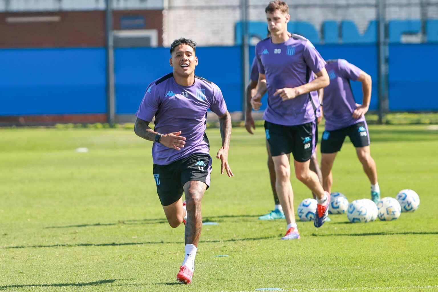 Gran noticia en Racing de cara al debut de la Libertadores - Racing de Alma