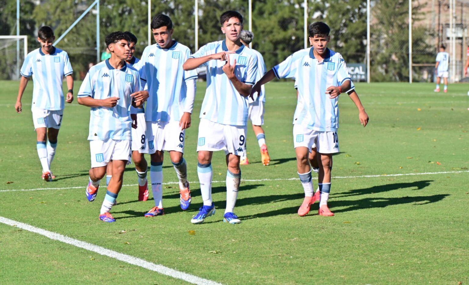 Juveniles de Racing convocados a la Selección - Racing de Alma