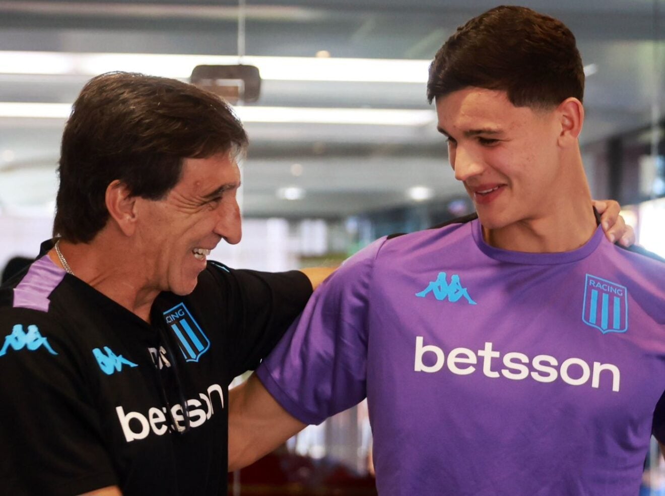 Mercado de pases: Costas pidió un lateral por la derecha